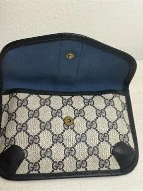 Gucci | Bags | Gucci Gg Supreme Sherry Line Clutch | Poshmark